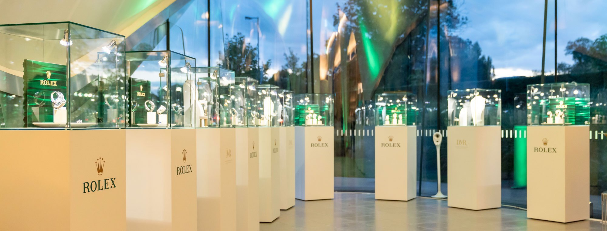 Glass Vitrine - Exhibition Plinths